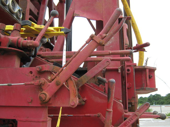 Failing F-7 drill rig sand line hand brake 3 - The G503 Album