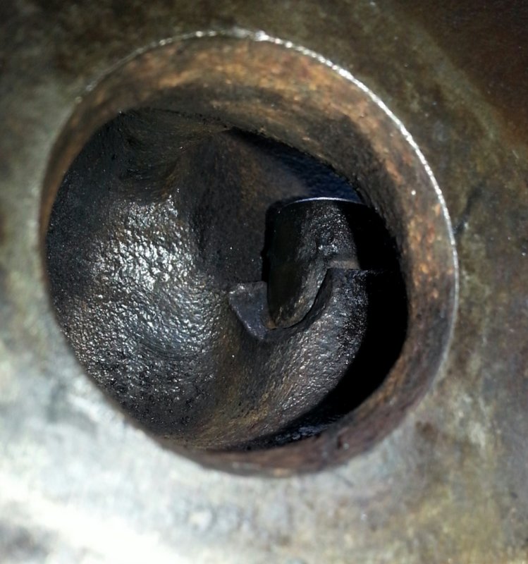 Broken Valve guide Boss - G503 Military Vehicle Message Forums