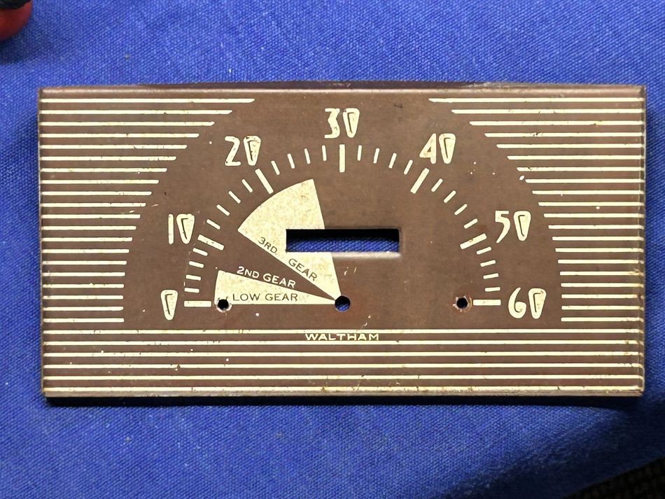 Speedometer face plates 1940-1946 - The Ford Barn