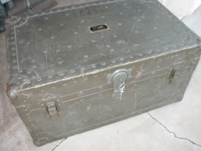 WW2 '42 Signal Corps BC-5 Chest - The G503 Album